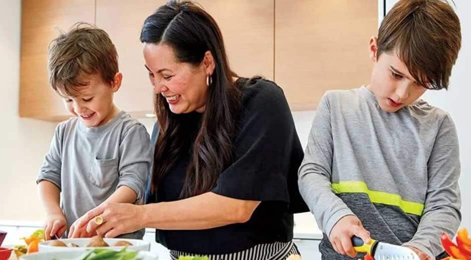 How To Make Dinner Dates With Your Kids Special: Tips And Tricks | 100% ...